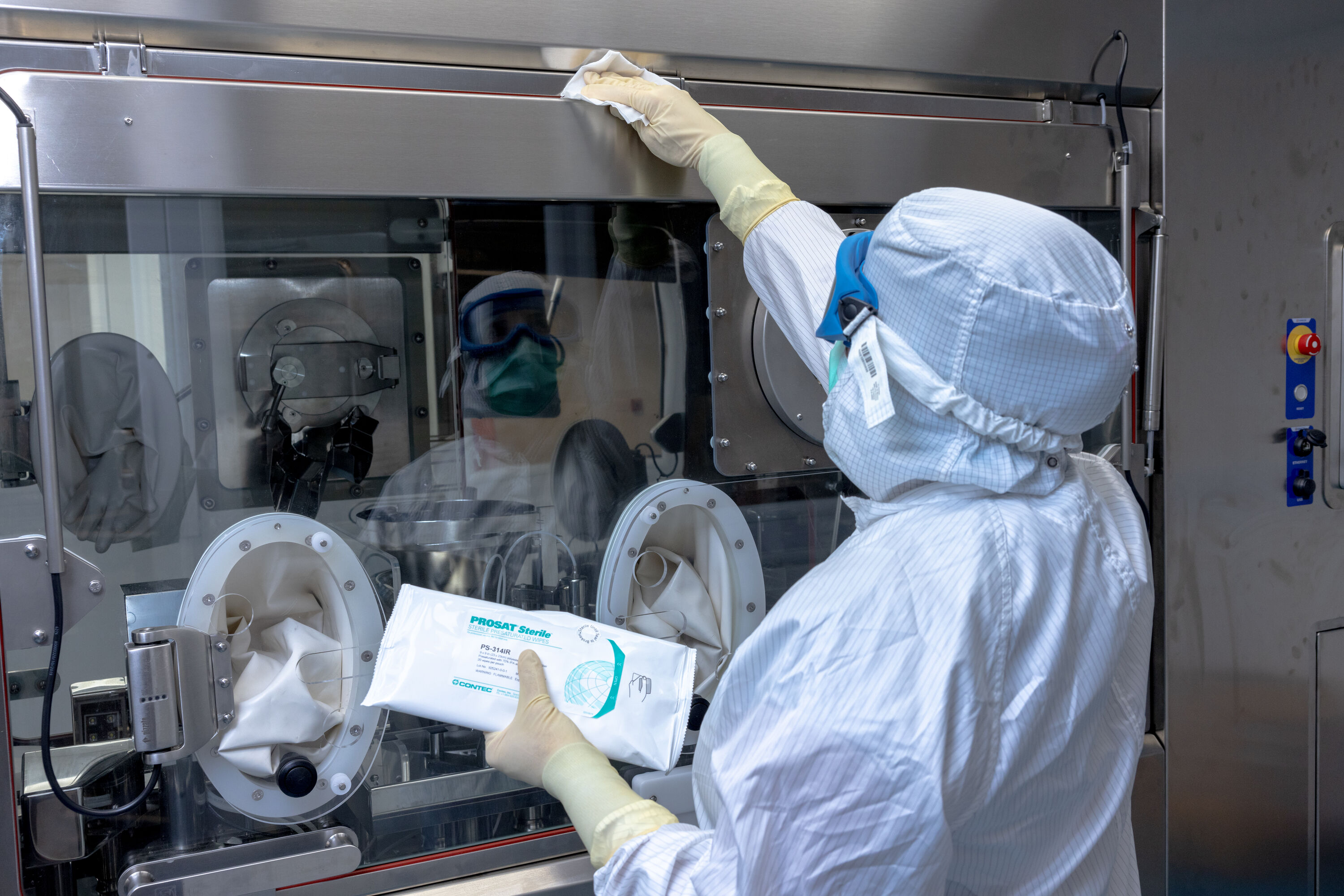 The Science, Strategies, & Techniques of Cleanroom Contamination Control